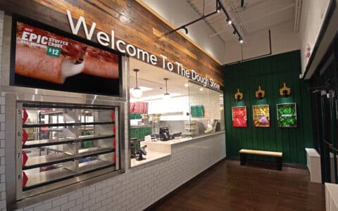 How Papa Johns Expands Against the Odds - American Builders Quarterly